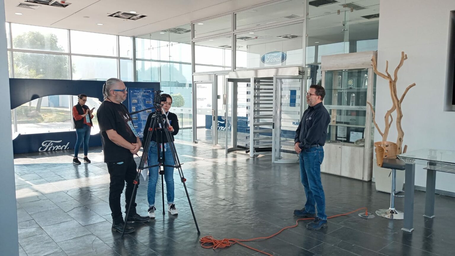 Videos Corporativos y Sitios web - Fábrica Visual